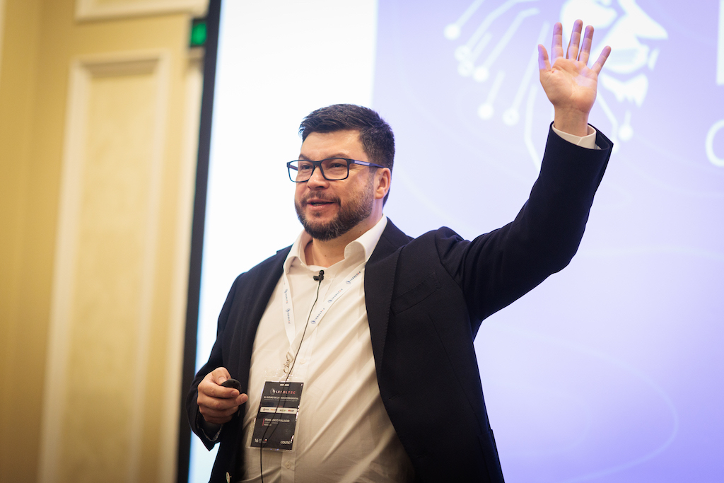 Francisco Palacio, director ejecutivo de Insoltec: «El futuro de la educación digital es híbrido ...